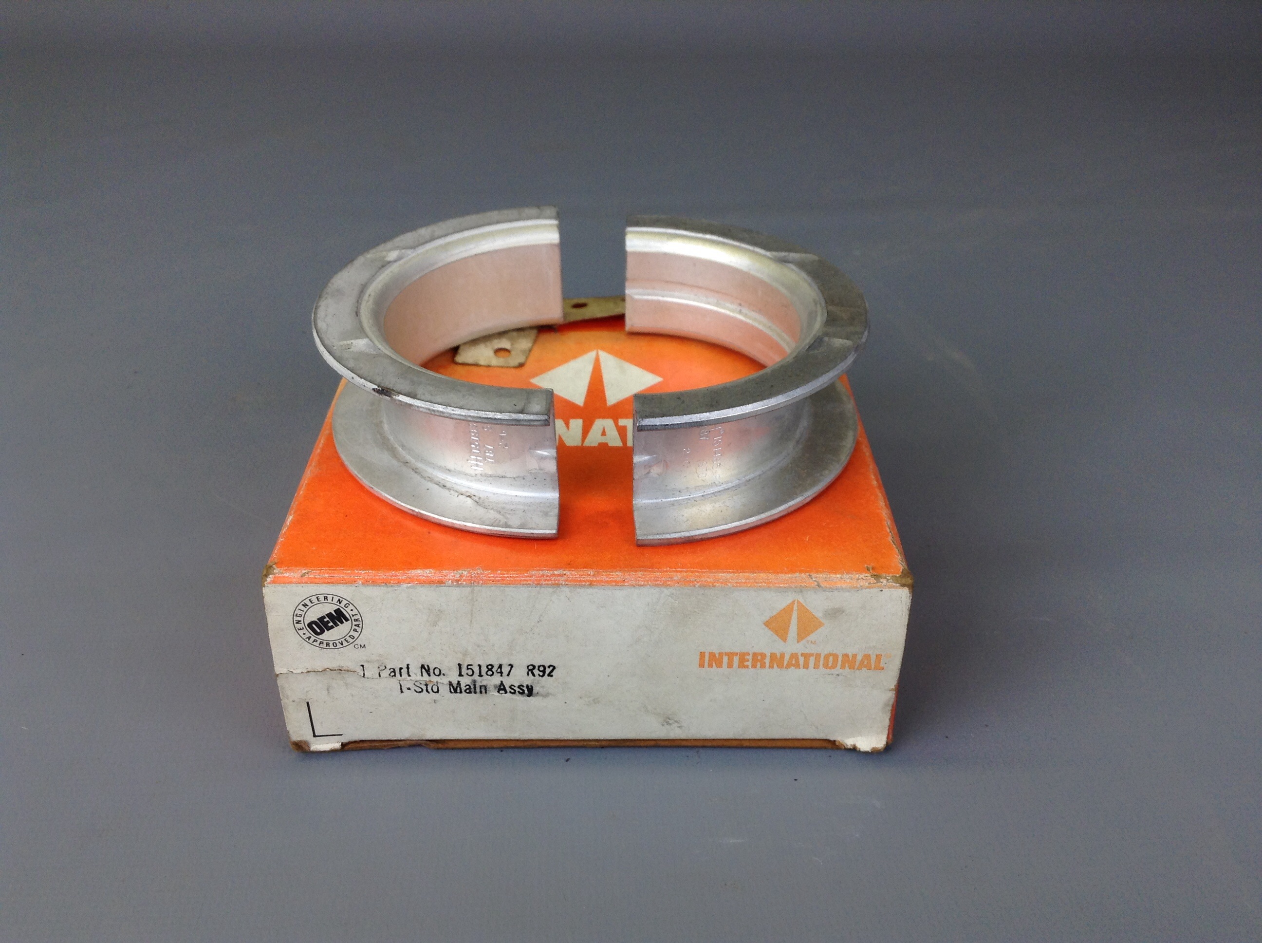 IH NOS MAIN BEARING ASSEMBLY 151847R92 - IH Scout