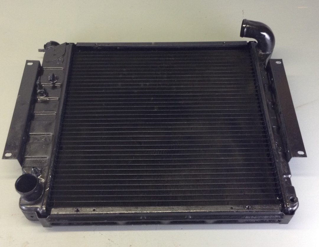 Scout II V8 Radiator - used - IH Scout