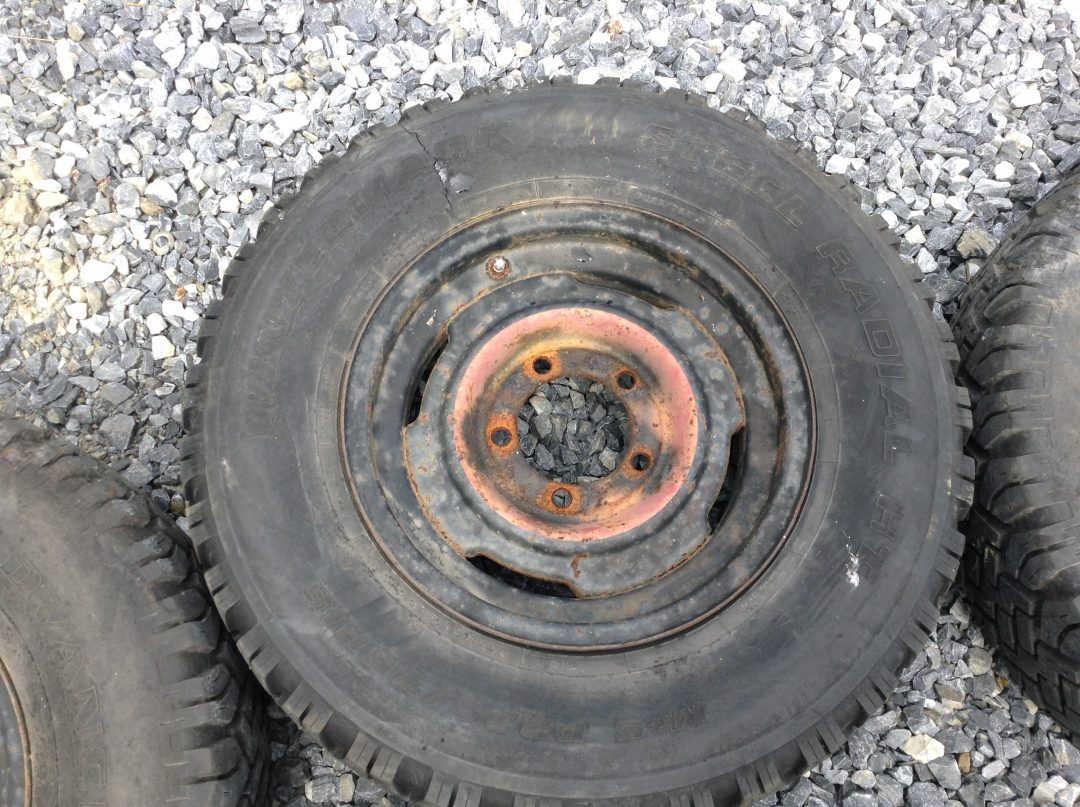 Scout 80 800 OEM steel wheels set 1961-71, used - IH Scout