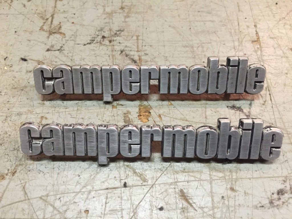 INTERNATIONAL TRUCK CAMPERMOBILE EMBLEMS - IH Scout