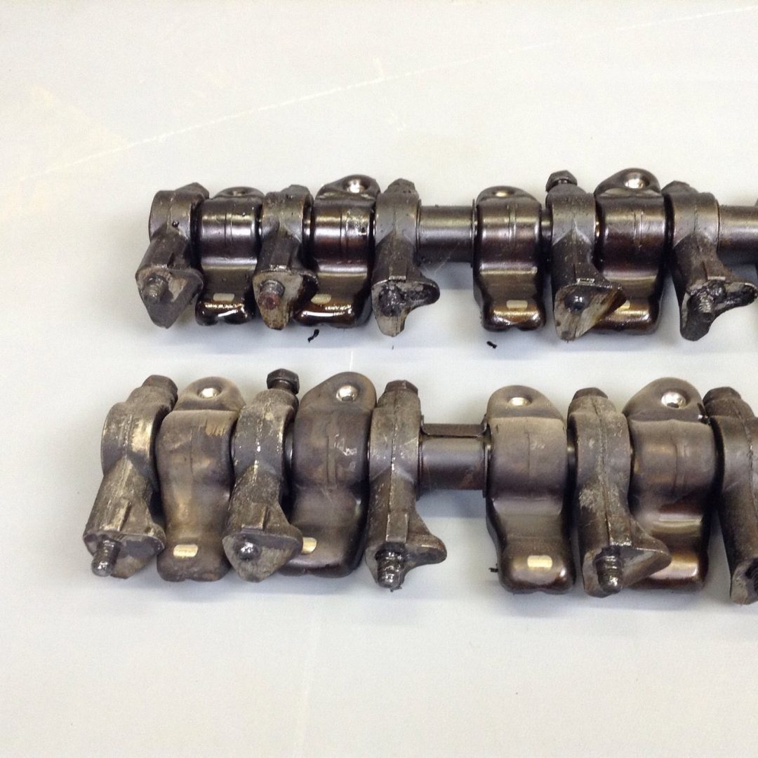 SCOUT V8 BOAT STYLE ROCKER ARM SHAFT ASSEMBLY - 9 STAND - IH Scout