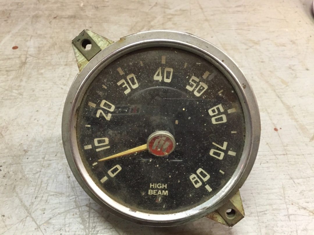 TRUCK R S SERIES SPEEDOMETER GAUGE CLUSTER - IH Scout