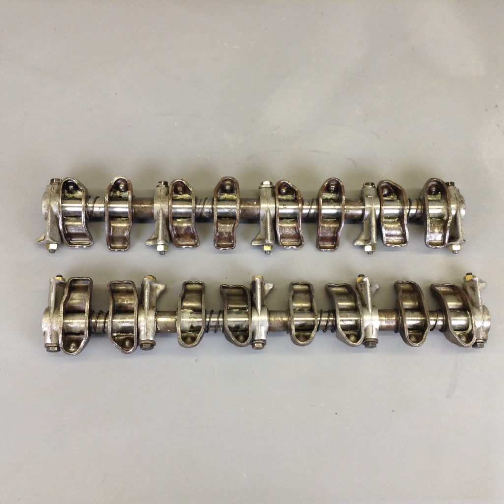 SCOUT V8 BOAT STYLE ROCKER ARM SHAFT ASSEMBLY - 5 STAND - IH Scout