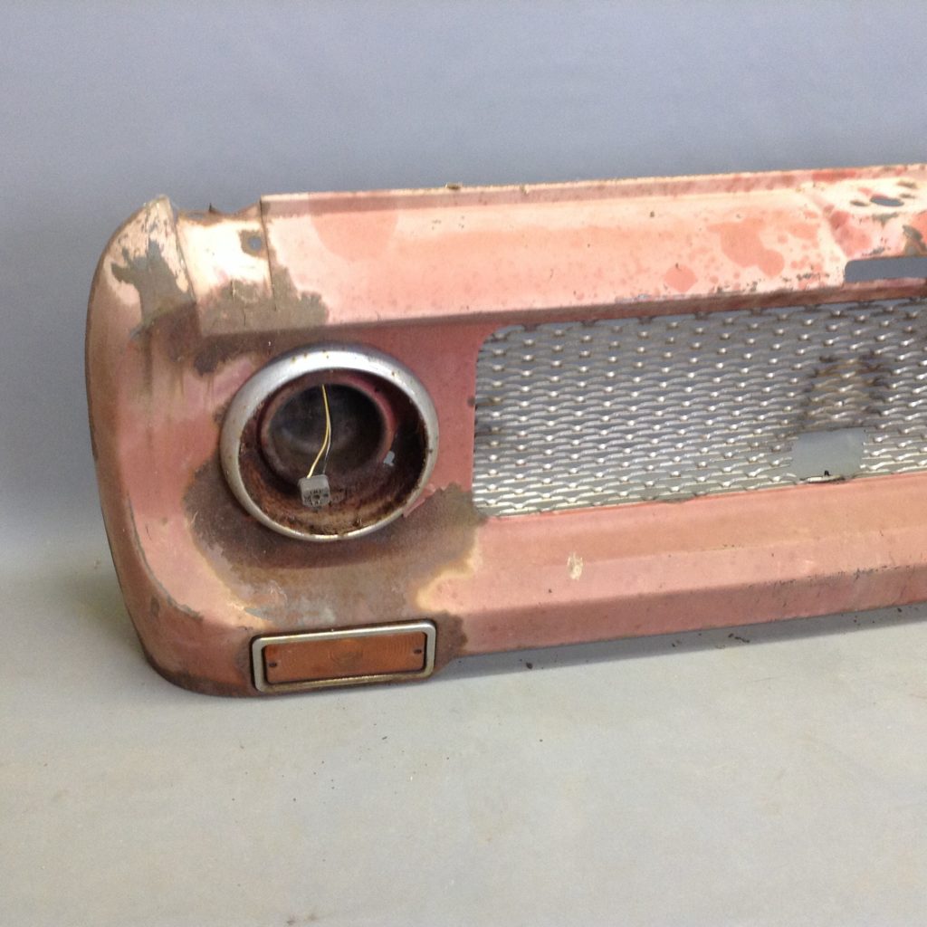 Scout 800 800A 800B Grille - IH Scout