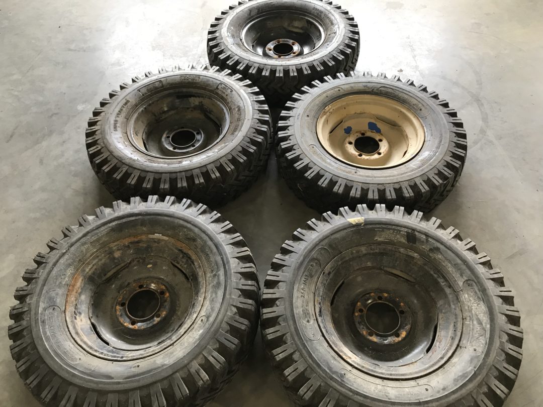 Scout 80 800 16 Wheels 5x5 5 Lug Pattern Jeep CJ Willys IH Scout scout-80-800-16-wheels-5x5-5-lug-pattern-jeep-cj-willys-ih-scout
