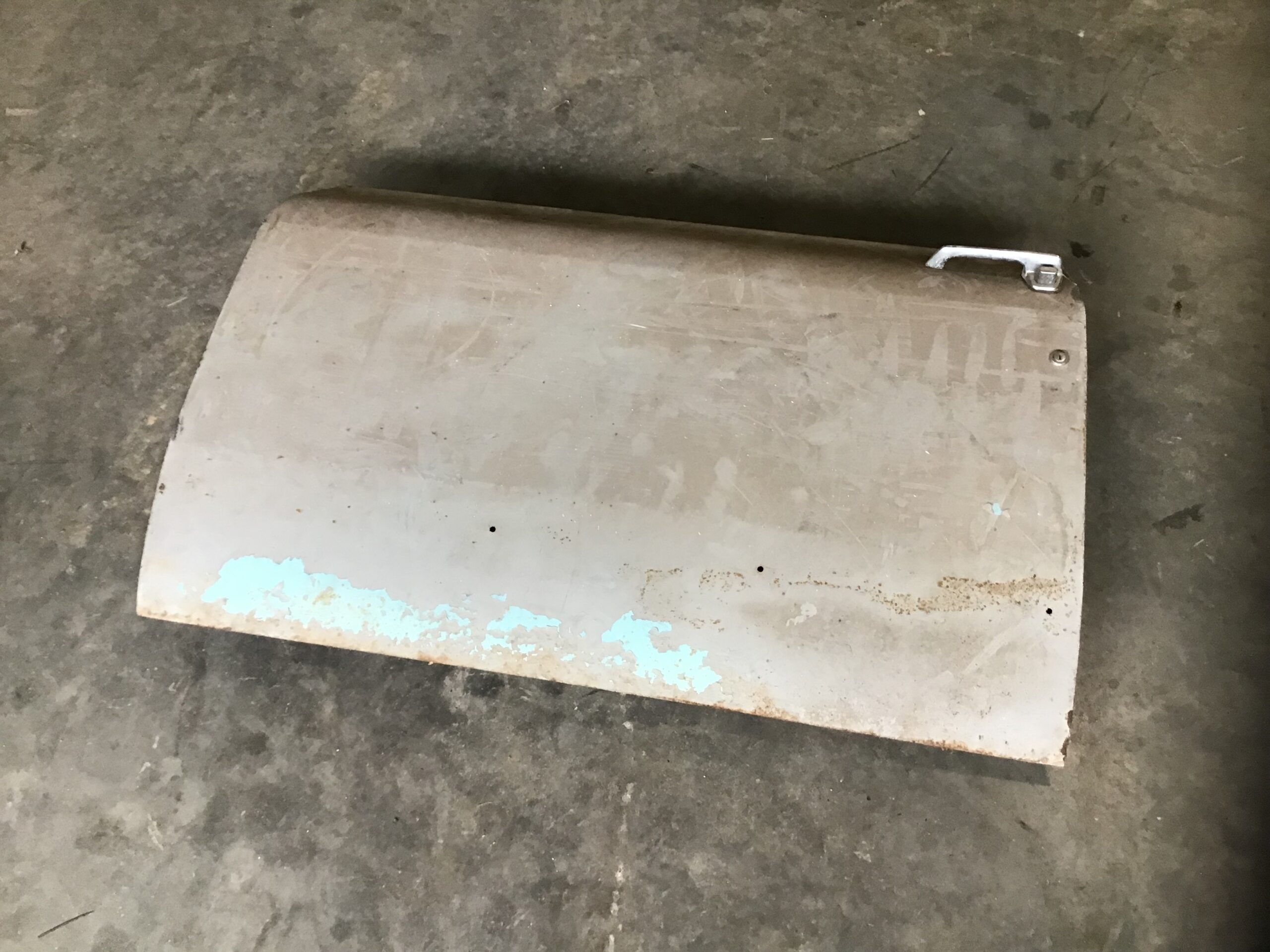 Scout II Drivers side door shell - rust free - IH Scout